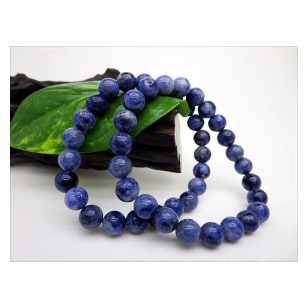 【ブレスレット】ソーダライト☆商品情報☆石サイズ：Φ8.5±0.2mm粒数：22-23粒手首周り：約17cm原産地：ブラジル※形状やサイズのばらつき、表面や穴周りのキズや凹み、粒数の誤差等があります。※商品は選べませんのでご了承ください。※...