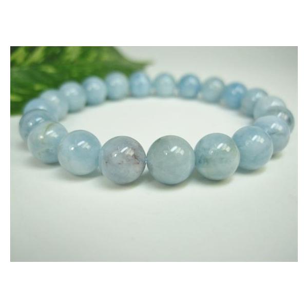 【均一ブレスレット】アクアマリン☆商品情報☆石サイズ：Φ9-9.8±0.2mm 粒数：19-22粒 手首周り：約16.5cm原産地：ブラジル※透明感のあるものや不透明なもの、色合いの濃淡があります。色味につきましてのご希望にはお答えできませ...
