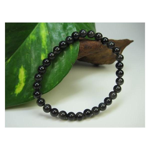 【ブレスレット】アイスオブシディアン☆商品情報☆石サイズ：Φ6±0.2mm粒数：約30-32粒手首周り：約16.5cm原産地：メキシコ※形状やサイズのばらつき、表面や穴周りにキズや凹み等があります。色味等のご指定はできませんのでご了承下さい...