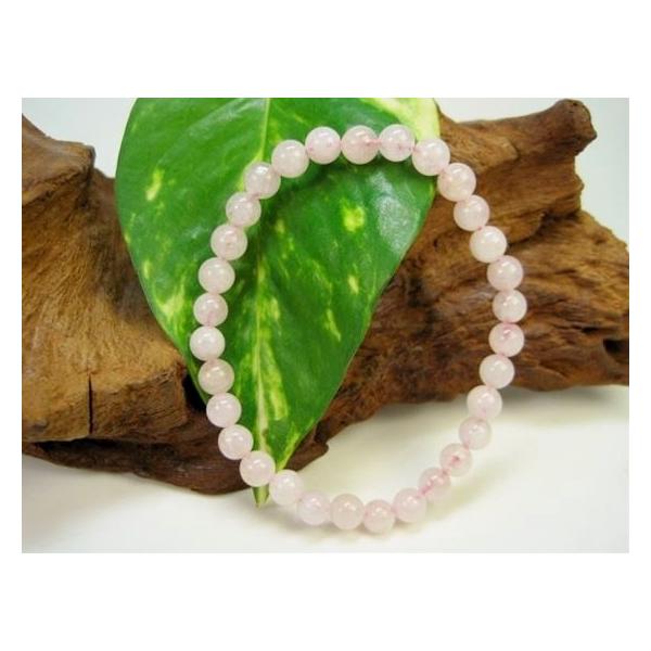 【均一ブレスレット】モルガナイト☆商品情報☆石サイズ：Φ6±0.2mm粒数：31粒手首周り：約16.5cm原産地：マダガスカル※形状やサイズのばらつき、表面や穴周りにキズや凹み等があります。また、クラックやインクルージョン等がある場合があり...