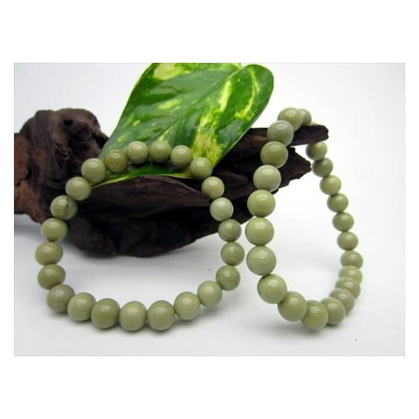 【ブレスレット】抹茶アラシャンアゲート☆商品情報☆石サイズ：Φ8.2±0.2mm粒数：23粒手首周り：約16.5cm原産地：内モンゴル、阿拉善（アラシャン）地域※表面の小傷や凹み等が目立ちます。ご理解いただいた上ご注文下さいますようお願いい...