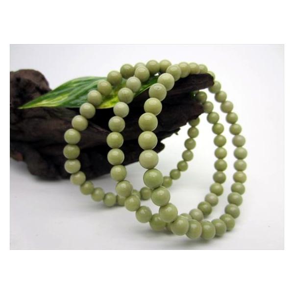 【ブレスレット】抹茶アラシャンアゲート☆商品情報☆石サイズ：Φ6.3±0.2mm粒数：30-31粒手首周り：約16.5cm原産地：内モンゴル、阿拉善（アラシャン）地域※形状やサイズのばらつき、表面や穴周りのキズや凹み、粒数の誤差等があります...