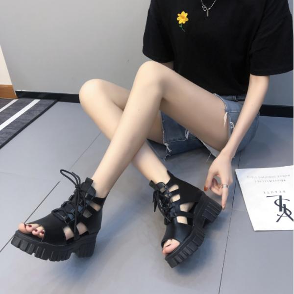 商品内容：レディース シューズ素材：PUなど  ソール: ゴムヒール高さ：6.5cm★入金後から7-12日お届けができます。（連絡はご入金後の2日以内でお願い致します。）★複数在庫、追加可、何点でも同梱配送は可能です。★沖縄の場合が、一点を...