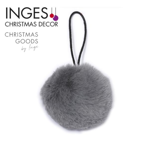 ふわふわもこもこでさわり心地が気持ちいい、人気のファーボール。寒い季節に温かさを感じられるオーナメントです。落ち着きのあるグレーカラーがとてもおしゃれ。柔らかな印象のファーボールは、淡い色合いでまとめられたツリーやナチュラルなツリーと相性が...