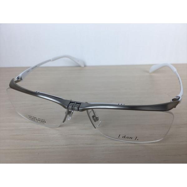 跳ね上げ（ハネアゲ）式フレーム （単式）ナイロールフレームDUN（ドゥアン）メンズ用メガネフレーム【商品詳細】●型番DUN-6006/27（チタニウムマット/パールホワイト）●サイズ55口15-138玉型高さ（実寸）約33.5mm●カラーフ...