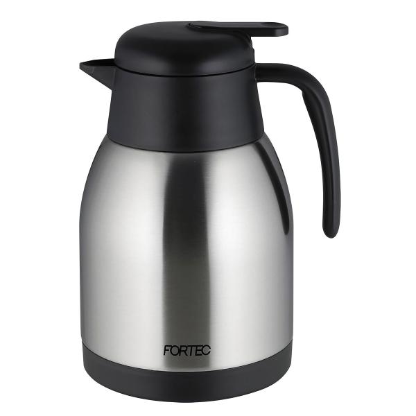 丈夫で熱が逃げにくいステンレス真空断熱構造の卓上ポットです。栓はレバーを押すだけで片手で手軽に注げるレバー式栓広口タイプなので、大きめの氷も入れやすくなっています。真空断熱構造で抜群の保温・保冷力です。温かい飲み物はもちろん、冷たい飲み物も...