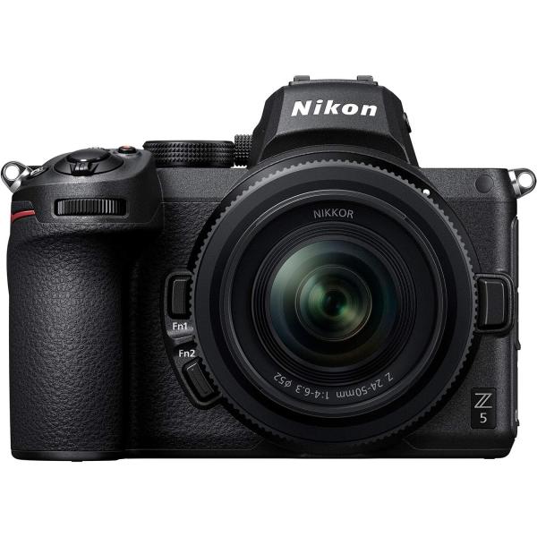 日常使いの携行性、約870gの小型軽量レンズキットZ 5とNIKKOR Z 24-50mm f/4-6.3の組み合わせで、質量わずか約870gの高い携行性を実現。偶然のシャッターチャンスを逃したくないフォトグラファーの高い撮影意欲に応えます...