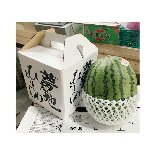 ●産地名熊本県●品種名ひとりじめ西瓜●内容量約2kg / 2Lサイズ / 1玉●商品説明日本一の西瓜の名産地、熊本県のひとりじめ。甘くて薄皮、シャリシャリとした食感が特徴です。しっかりとした甘みと冷蔵庫に入るかわいいサイズで人気があります！