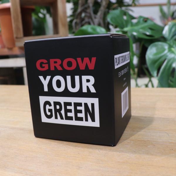 植物専用のLEDライトの『プランツネクストライト』です。これで太陽が当たらない場所でも植物たちを育てられるお助けライトです。お色はブラックです。農業LED・光環境の研究をリードし、数多くのプロジェクトを手掛ける「豊川温室」と、うちもとてもお...