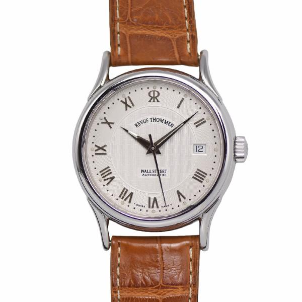 商品名：REVUE THOMMEN　Wall Street Automatic型番：7810004素材：ステンレススチール／サファイアガラス／レザームーブメント：自動巻　振動数 28800振動　片振り 0.4ms　平均日差 -20秒防水性能...
