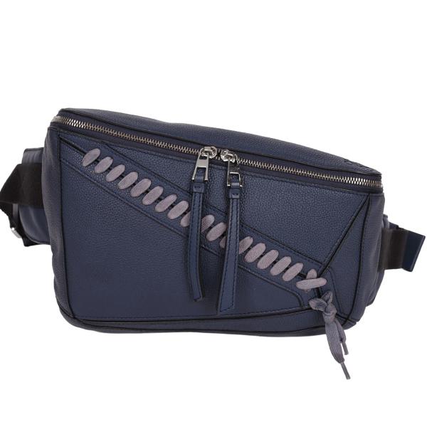 商品名：LOEWE　アナグラム パズル スリングバッグ ボディバッグ バムバッグ ベルトバッグ型番：306.5素材：レザーカラー：ネイビー/シルバー金具仕様：【開閉】ダブルファスナー式【内部】ファスナーポケット×1　ポケット×1サイズ：約W...
