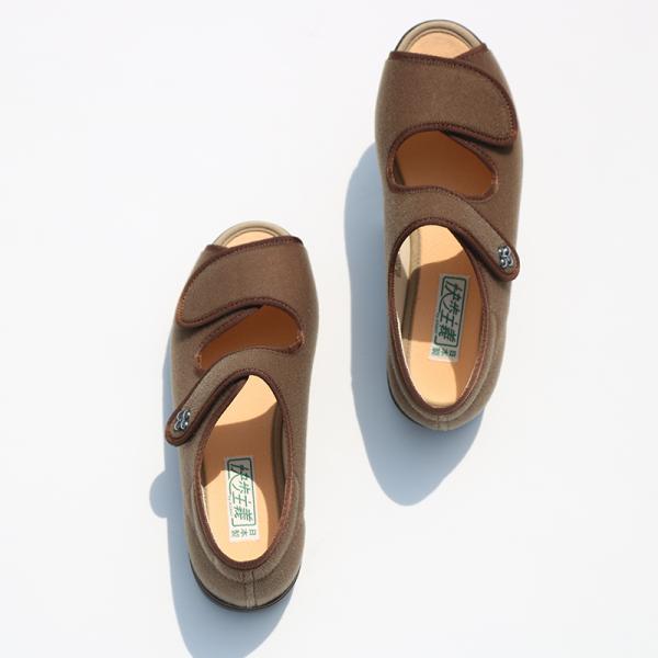 ＼セール お買い得 7590円→70%OFF／商品名：快歩主義 L133SLカラー：オークパイル品番：KS23484AAサイズ：21.5〜25.0 cmウィズ・足囲：3E素材：合成繊維ソール：ゴム底ヒール外寸：約2.5cm抗菌防臭丸洗いＯＫ...