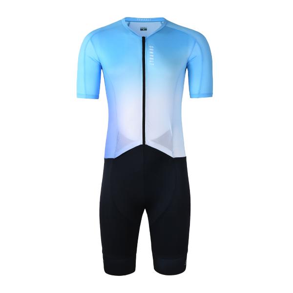 セパレートワンピースの快適性を、より多くの方に体感していただきたいという想いから開発されたウェアです。身幅はややゆったりとした設計で、十分なストレッチ性と耐久性を備えつつ、優れたフィット感を実現しています。長距離のロードレースやロングライド...