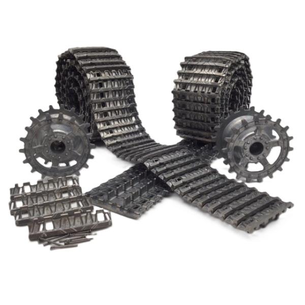 1/16 キングタイガー金属キャタピラ　最後期型　1945　＆１８枚歯スプロケットホイール１／８スケールでおなじみのケニー・コン社製。1945年、大戦末期のキングタイガーに使用された金属キャタピラと18枚歯スプロケットホイールのセットになり...
