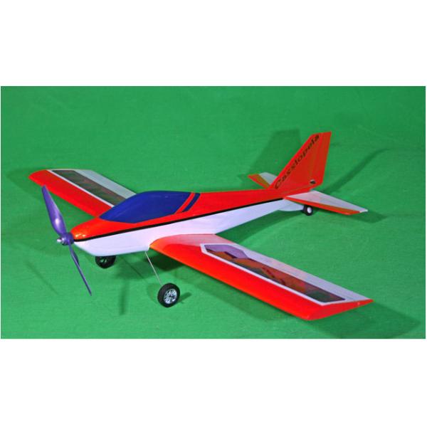 航空法登録の必要の無い100ｇ以下の飛行機で、グライダーに続き新発売します。玩具ではなく上級マニヤにも満足できるようにオールバルサ製でしっかりした舵の効き、飛ぶだけでなく軽いパターンもできる性能に仕上げました。機体のフラツキを抑える翼端に搭...