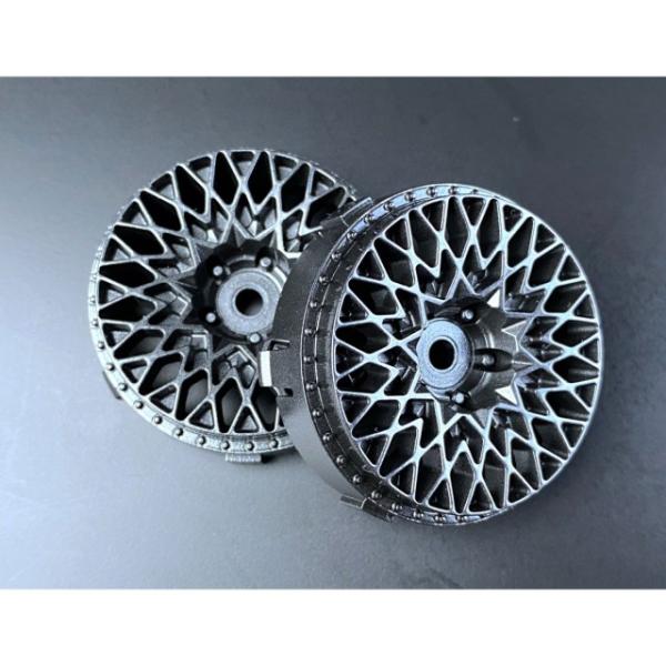 ・ホイールが【RIM】と【DISK】に分かれた新感覚ホイール!・RIM一つで、OFFセットが3種類使用可能!・RIMとDISKの組み合わせにより、マスキングと塗装なしでカラーリングが楽しめます!・株式会社ワーク承認モデル素材：ABS入数：デ...