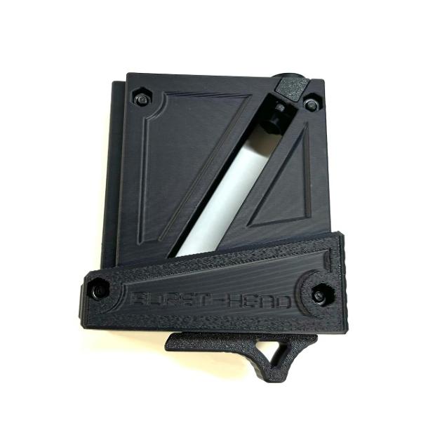 新型M4シェルマグ Ver.2を発売！！スタンダートM4電動ガンに簡単にシェルマグを使用できるアダプターです。ワンタッチで取り付け可能。排莢はレバーを引くことで素早くシェルを装填＆排莢することができます。バランスも良くしっかり給弾されます。...