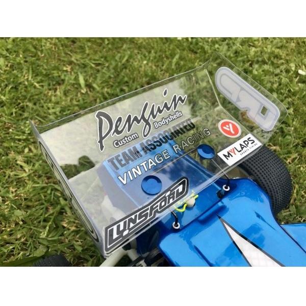 イギリスのPenguin Custom Bodyshells製のビンテージスタイルのウイングです。材質：ポリカーボネート内容量：ウイング1枚※本製品は無塗装になります。