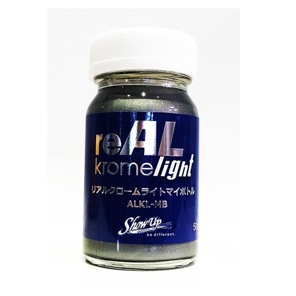 従来のリアルクロームではベースカラーに塗膜の強いウレタン塗料が必須でしたが、このリアルクロームライトはベースカラーとしてホビー用ラッカー塗料やホビー用水性塗料が使用可能となりました。 もちろんウレタン塗料にも適合！ホビーユーザーが普段お使い...