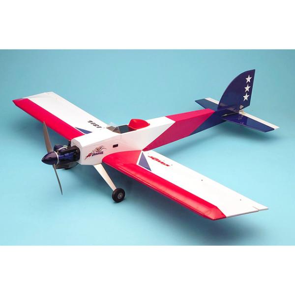 ロールや宙返り、スナップロールやスピン、フラットスピンやアバランシュなど、アクロバティックな飛行は楽しいですよね〜。超スリリングな低空背面飛行のドキドキは癖になっちゃいますよ。と言う事で厚翼の完全対称翼型、矩形翼を採用。思い切った曲技を行っ...