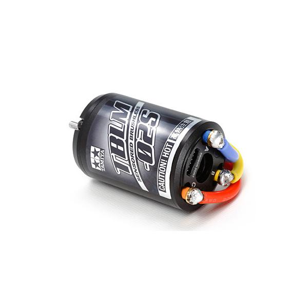 消耗品と言えるブラシがないので基本的にメンテナンスフリーでロングライフ、しかも高速回転が可能なブラシレスモーター。タミヤ ブラシレスモーター02センサー付15.5Tは、モーターに内蔵されたセンサーからフィードバックした位置情報と、ESCで設...