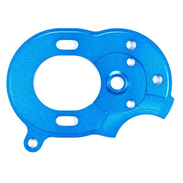 キット標準のA7部品に換え使用するアルミ製モーターマウントです。軽量で剛性が高く、モーターの固定を確実にすると共にモーターの冷却効果を高めます。表面はブルーアルマイトとし、ドレスアップ効果も期待できます。適用製品：MF-01Xシャーシ