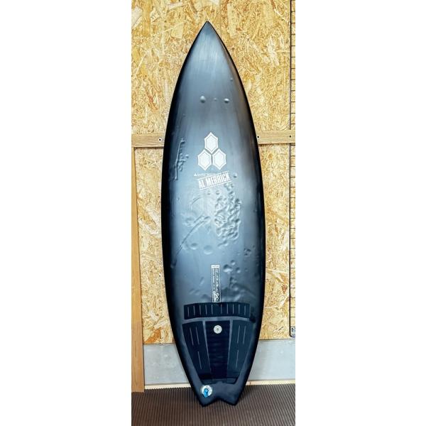 中古サーフボードCHANNELISLANDS アルメリックモデル：BETTER EVERYDAY ECTサイズ：5'8"  19 1/4  2 3/8  27.8Lフィン：FCS2  5FINS（フィンは付属しておりません）HAPPY EV...