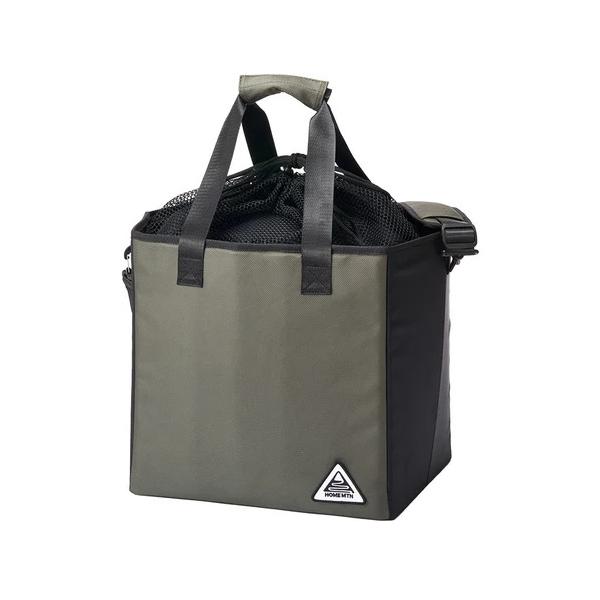 HOME MOUNTAINBOX TOTE MINI 2.0カラー：OLIVE/BLACKBOX TOTEの約半分サイズのバッグです。ウエアやブーツ、グローブ、ゴーグルなど最小限に持ち運ぶのにちょうどいい大きさです。このバッグなら、友達の車...