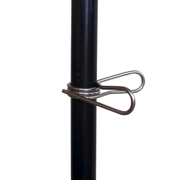 ・直径14mmのポールに・ステンレスで軽量、さびない・ワイヤーはクリップの隙間から通すだけでワイヤーの架線ができます・ワイヤーを外さずに高さやワイヤーの張り具合、位置の調整ができます・ワイヤーを巻き付ける必要がなく、施工時間が大幅に短縮できます