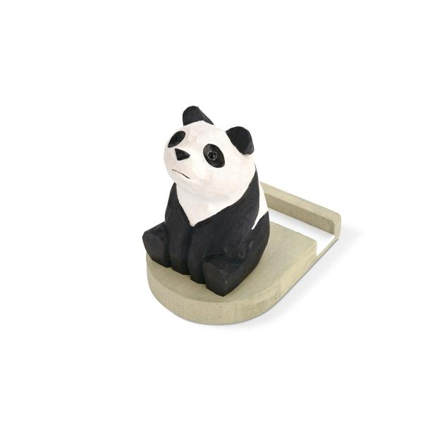 背中でスマホを支えつつ、メガネやサングラスも収納してくれる 1 人 2 役な動物たち。就寝前の枕元やお仕事のデスクまわり、お料理中のキッチンなど、様々なシーンで大活躍。木彫りのナチュラルな表情は、どんなインテリアにも馴染みそう。スマホを横向...