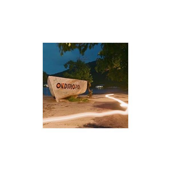 【発売日：2017年04月12日】オンダトロピカ (おんだとろぴか)2017年4月12日 発売コロンビア音楽界伝説の古老ミュージシャン達とクァンティックらの若き才能が化学反応した”伝統と革新”の一大プロジェクト=オンダトロピカ!世界中で絶賛...