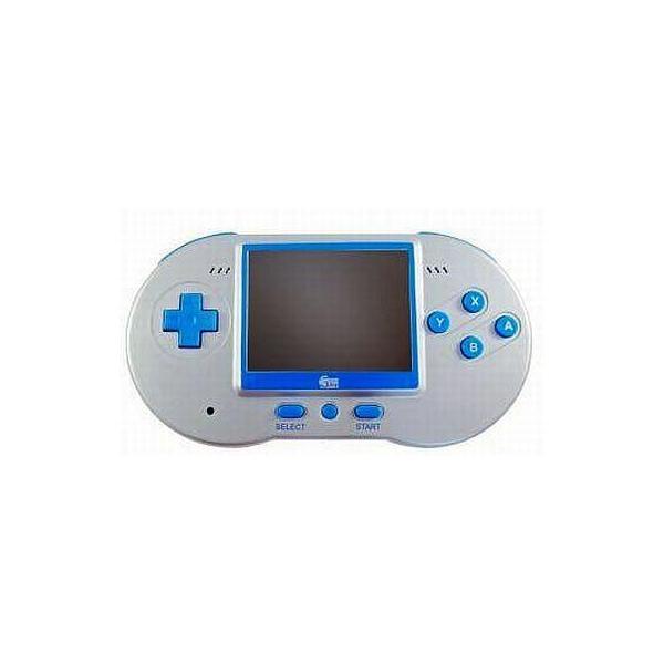 商品名：中古スーパーファミコンハード pokeFAMI DX(ポケファミ デラックス)■携帯型スーパーファミコン互換機■サイズ：　18.0 x 9.0 x 4.0 (cm)■3.5インチ液晶モニター■AVケーブルを接続し、TV出力可能■付属...