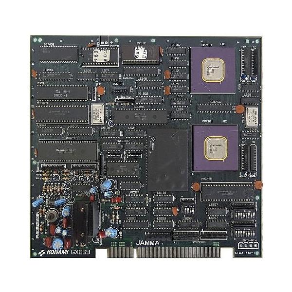 商品名：中古アーケード基板 フラックアタック [基板のみ]こちらの商品は業務用アーケード基板になります。別途、専用筐体又はコントロールBOX＆ハーネスが必要になります。※JAMMAハーネス仕様になります。商品の性質上、箱は基本御座いません。...