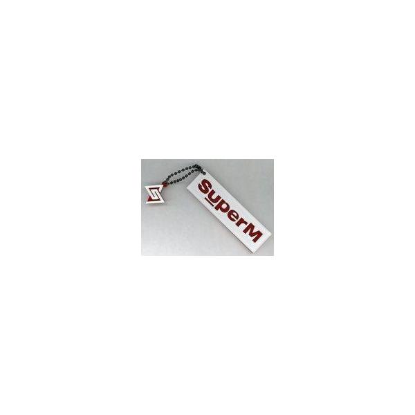 商品名：中古雑貨 SuperM アクリルキーホルダー SMTOWNグッズSMEJSM-200035商品解説■SMTOWNにて販売された、SuperMの公式グッズです。男女問わずお使いいただけるアクリル製のキーホルダーです。デザインはシンプル...