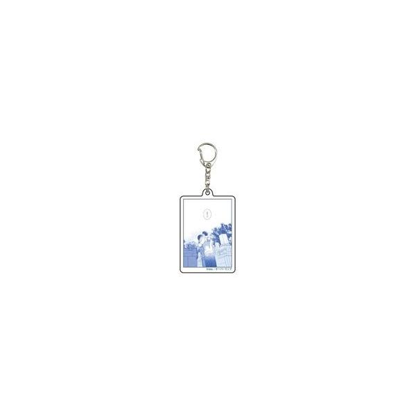 商品名：中古キーホルダー あまのぼる夏 「LiQulle pathos アクリルキーホルダー 03.公式イラスト」商品解説■ダイカットで切り出し印刷と加工を施したアクリルキーホルダーです。裏は無地の白となります。【商品詳細】サイズ：約65×...