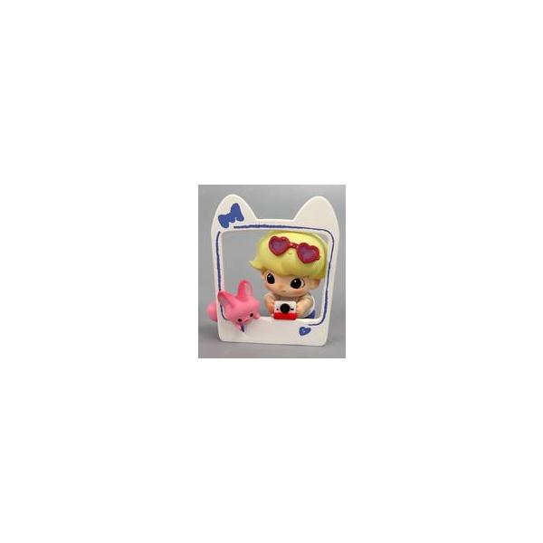 商品名：中古トレーディングフィギュア Record Anniversary 「POPMART DIMOO デートシリーズ」商品解説■DIMOO(ディムー)と遊園地デートはいかが?アイスクリームを食べたり、ティーカップに乗ったり、一緒に楽しい...