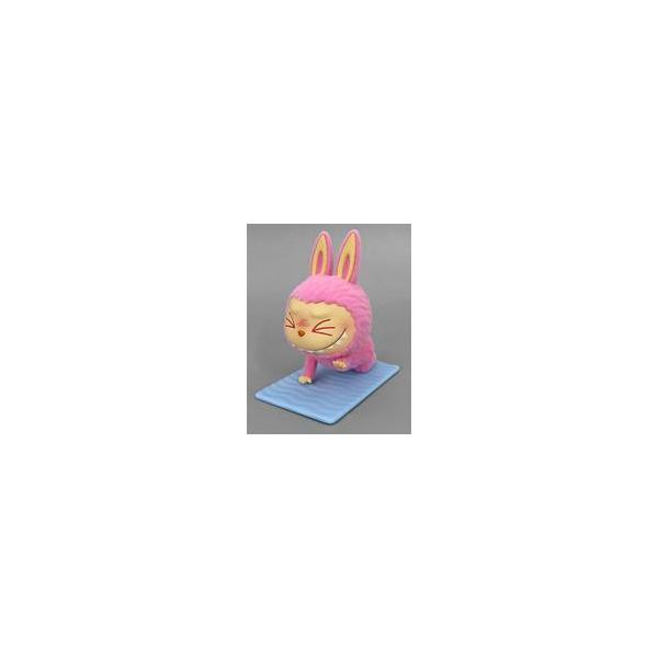 商品名：中古トレーディングフィギュア Sweating 「POPMART THE MONSTERS Lazy Yoga シリーズ」商品解説■ヨガは静かで集中しなければならない・・・と誰が言ったのでしょう?目が回るほどローラーでトレーニングし...