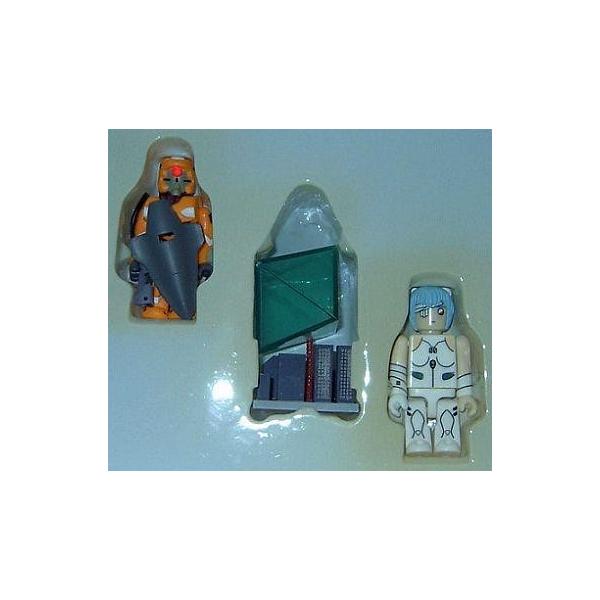 商品名：中古フィギュア KUBRICK 新世紀 エヴァンゲリオン EVA-00 PROTO TYPE商品解説■こちらの商品は 「綾波レイ(包帯Ver)」、「EVA零号機(山吹色)」、「第5使徒  ラミエル」のセットとなっております。used...