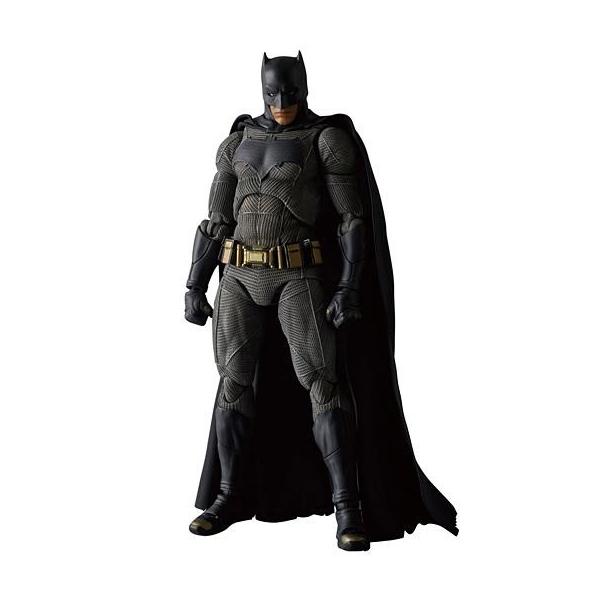 商品名：中古フィギュア MAFEX バットマン 「バットマン VS スーパーマン ジャスティスの誕生」 アクションフィギュア No.017商品解説■2016年3月公開予定の「バットマン vs スーパーマン ジャスティスの誕生」より、メインキ...