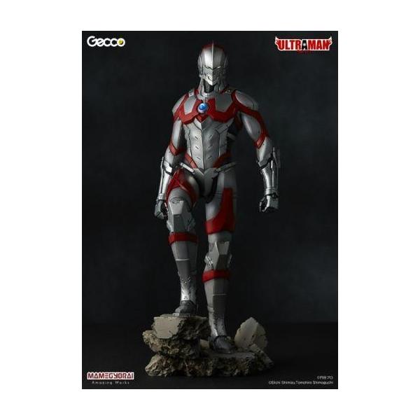 商品名：中古フィギュア ULTRAMAN 「ULTRAMAN」 1/6 スタチュー商品解説■SF漫画「ULTRAMAN」の主人公・早田進次郎がウルトラマンスーツを装着した姿を1/6スケールでスタチュー化。瓦礫の上に立つ凛々しい姿は、メカニカ...