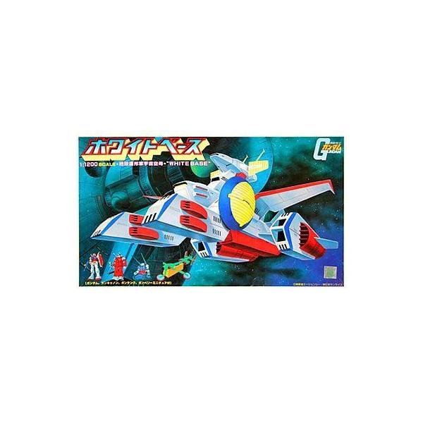 商品名：中古プラモデル 1/1200 連邦軍宇宙空母 ホワイトベース 「機動戦士 ガンダム」商品解説■発艦用ハッチが開閉可能、内部に収納可能な同スケールガンダム、ガンキャノン、ガンタンク、ガンペリーが付いています。左右格納室ハッチはパーツ差...