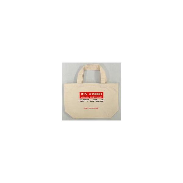 商品名：中古バッグ(男性) BTS(防弾少年団) ミニトートバッグ 「防弾少年団 1st Anniversary Limited Shop in 渋谷マルイ」商品解説■日本デビュー1周年を記念してオープンした「防弾少年団 Japan Off...