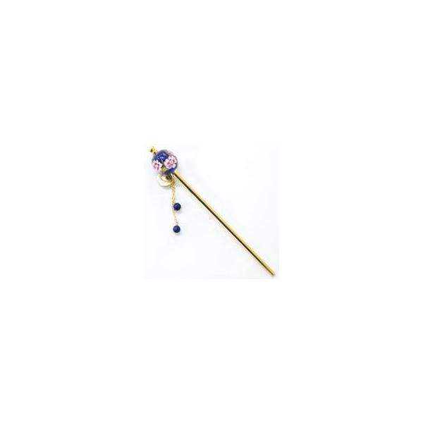 商品名：中古銀製品・指輪・アクセサリー(キャラクター) 三日月宗近 とんぼ玉簪 「刀剣乱舞-ONLINE-」商品解説■「刀剣乱舞-ONLINE-」より、『とんぼ玉簪』が登場!各刀剣男士それぞれのイメージカラーで表現されたとんぼ玉に、桜の花び...