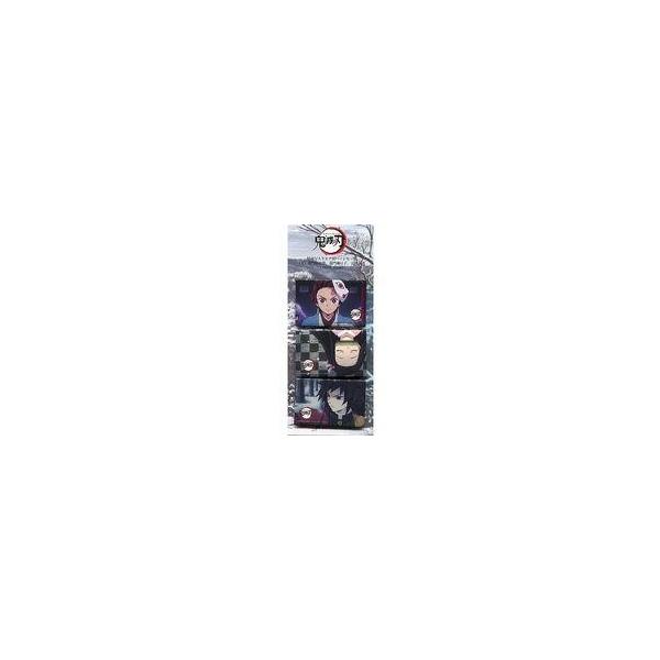 商品名：中古バッジ・ピンズ(キャラクター) 炭治郎＆禰豆子＆義勇 場面写スクエア缶バッジ 「鬼滅の刃×ufotable cafe 第1期」商品解説■「鬼滅の刃 コラボレーションカフェ 第1期」限定グッズの『場面写スクエア缶バッジ』です。劇中...