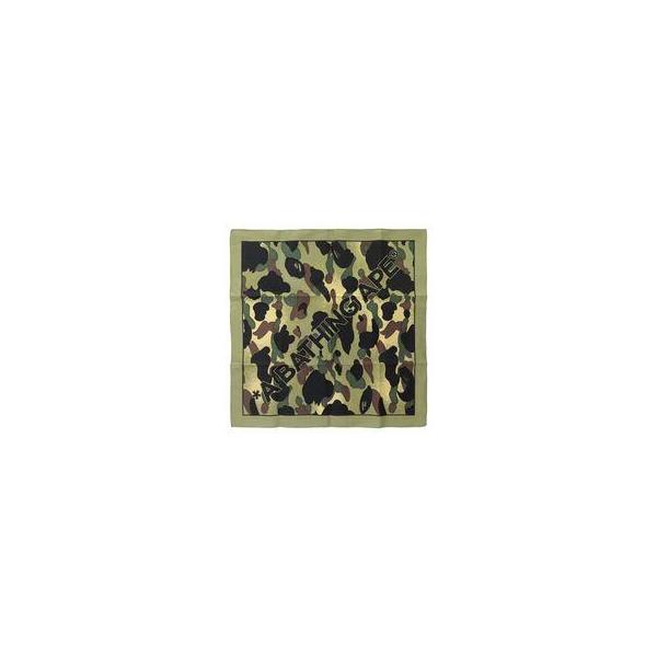 商品名：中古アクセサリー(非金属) A BATHING APE 1ST CAMO アニバーサリーバンダナ smart 2025年12月号 付録商品解説■smart 2025年12月号 付録の「A BATHING APE 1ST CAMO ア...
