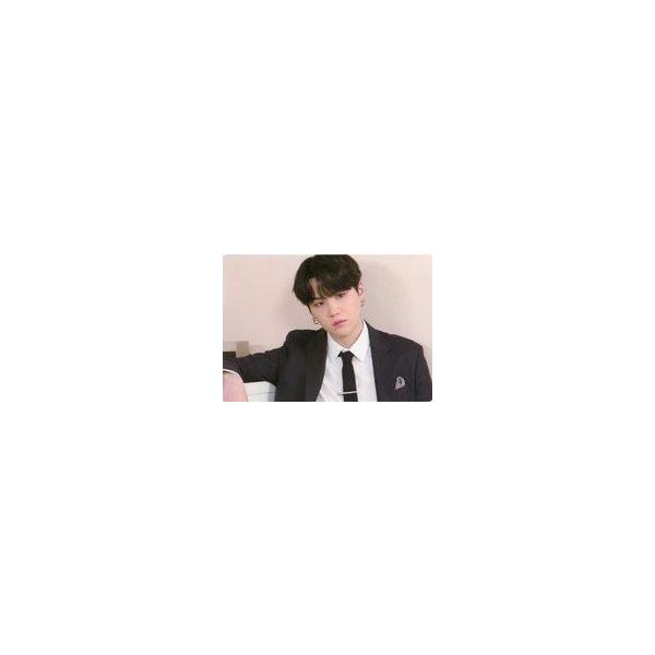 商品名：中古キャラカード [単品] シュガ(BTS/防弾少年団) フォトカード 「オフィシャルファンクラブ BTS JAPAN OFFICIAL FANCLUB：MERCH PACK/ARMY MEMBERSHIP：MERCH PACK」 ...