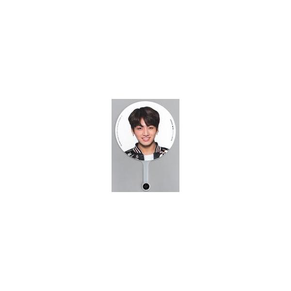 商品名：中古うちわ(男性) ジョングク(BTS/防弾少年団) IMAGE PICKET(うちわ) 「2017 BTS LIVE TRILOGY EPISODE III THE WINGS TOUR〜Japan Edition〜」86171商...