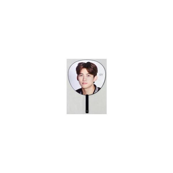 商品名：中古うちわ テギョン うちわ 「2PM Hottest Japan New Year’s Party 2015 “OLD BOY vs YOUNG BOY”」商品解説■「2PM Hottest Japan New Year’s Pa...