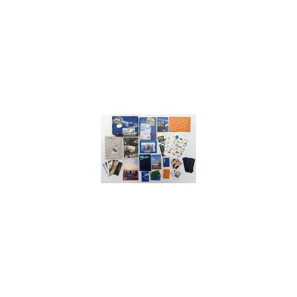 商品名：中古単行本(実用) ≪音楽≫ 付録付)NANA TOUR with SEVENTEEN 2024 MOMENT PACKAGE音楽1. BEHIND PHOTOBOOK2. FILM BOOK3. SELFIE BOOK4. HOL...