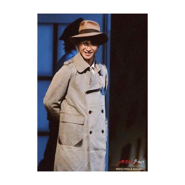 商品名：中古生写真(ジャニーズ) A.B.C-Z/戸塚祥太/ライブフォト・膝上・衣装ベージュ・両手後ろ・帽子茶/ 「ABC座 2013 ジャニーズ伝説」ステージフォト生写真(ジャニーズ)/アイドル/A.B.C-Z